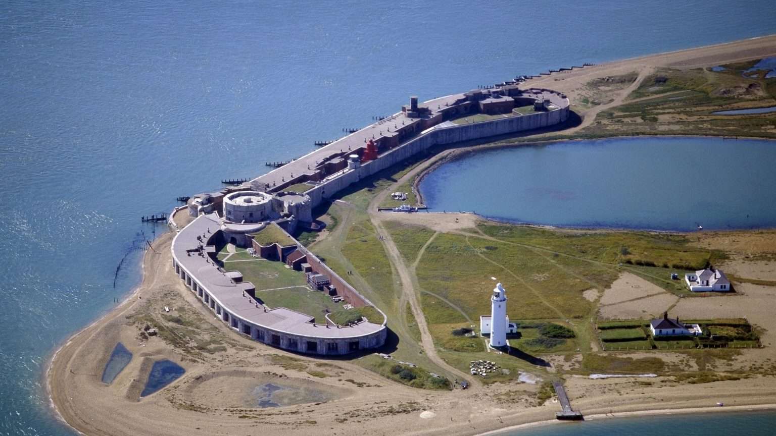 Hurst Castle in Hampshire - Place to Visit - Leisure First